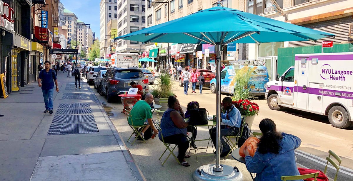 What are ‘Streateries’ and Why They’re Good for Urban Trees and ...